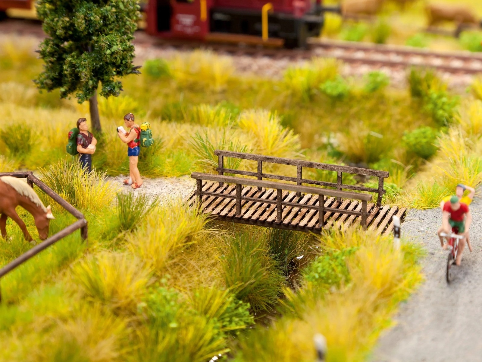 Model Trains | Sets, Track & Accessories | Hobbyrama Australia