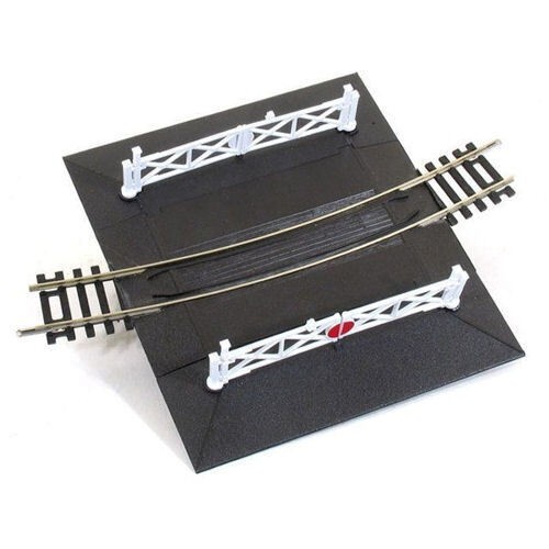 OO/HO Level Crossing 2nd Rad. from Hobbyrama