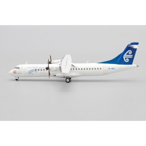 1:400 Air New Zealand ATR 72-5 from Hobbyrama