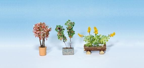 HO Ornamental Plants from Hobbyrama