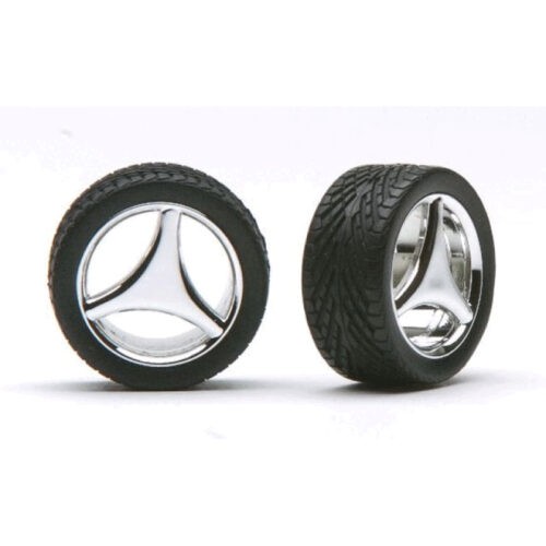 1:24 Three Spoke Rims w/Tyres from Hobbyrama