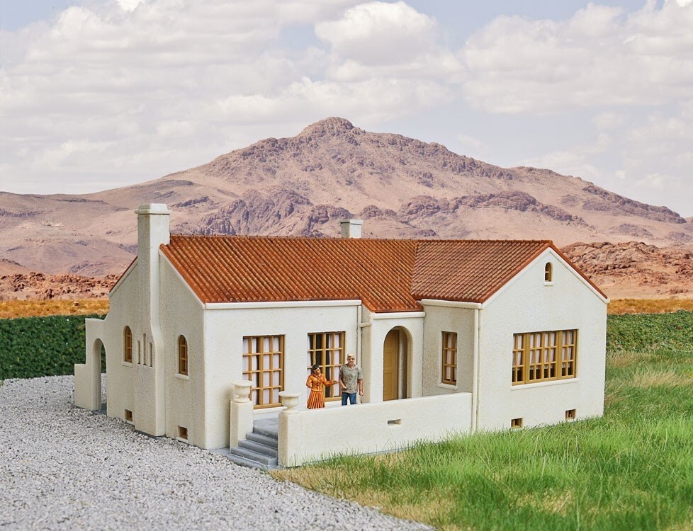 HO Mission-Style Bungalow from Hobbyrama